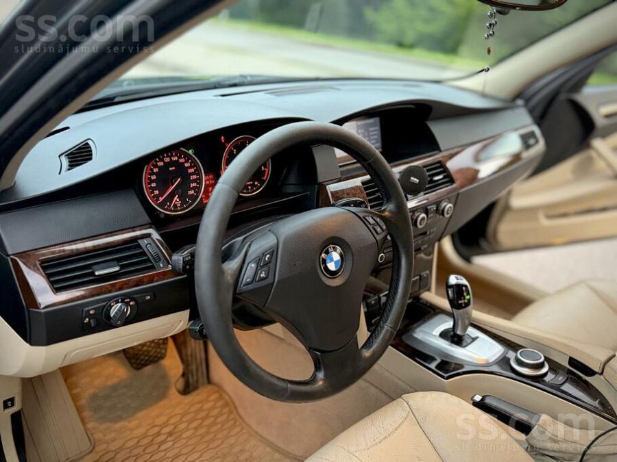 Pelēks BMW 530 2008 Daugavpils, ar dzinēja tilpumu 3.00 L un nobraukumu 349 tūkst. km par 3900 €, foto 12 vietnē AUTOMOTO.COM.LV