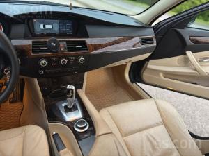 Pelēks BMW 530 2008 Daugavpils, ar dzinēja tilpumu 3.00 L un nobraukumu 349 tūkst. km par 3900 €, foto 13 vietnē AUTOMOTO.COM.LV