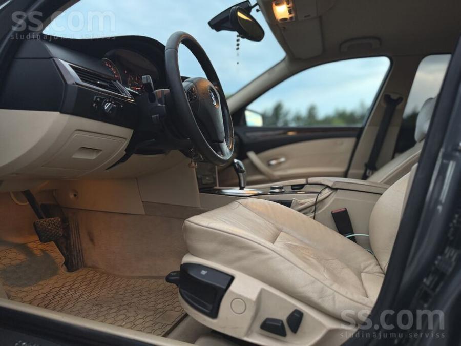 Pelēks BMW 530 2008 Daugavpils, ar dzinēja tilpumu 3.00 L un nobraukumu 349 tūkst. km par 3900 €, foto 14 vietnē AUTOMOTO.COM.LV