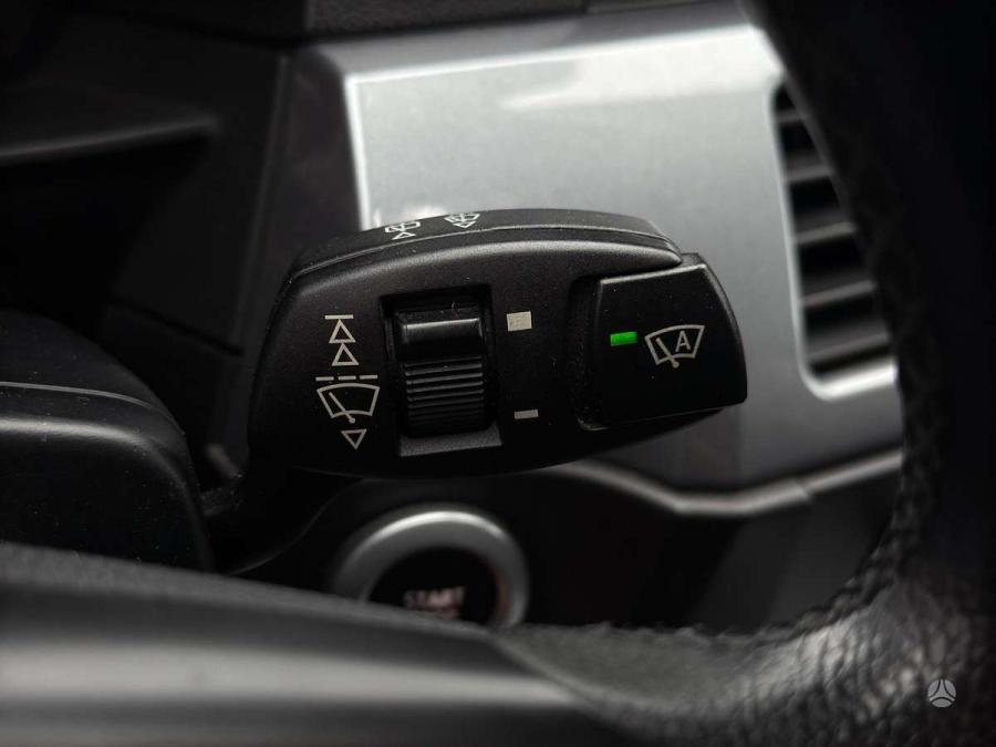 Pelēks BMW 530 2008 Klaipėda, ar dzinēja tilpumu 3.00 L un nobraukumu 379 tūkst. km par 5499 €, foto 19 vietnē AUTOMOTO.COM.LV