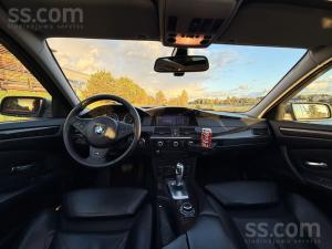 Pelēks BMW 530 2008 Rīga, ar dzinēja tilpumu 3.00 L un nobraukumu 330 tūkst. km par 6500 €, foto 26 vietnē AUTOMOTO.COM.LV