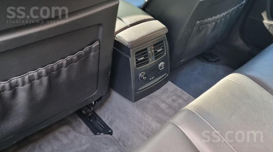 Grey BMW 530 2008 in Riga, with an engine capacity of 3.00 L and mileage of 266 thousand km for 5990 €, photo 19 on AUTOMOTO.COM.LV