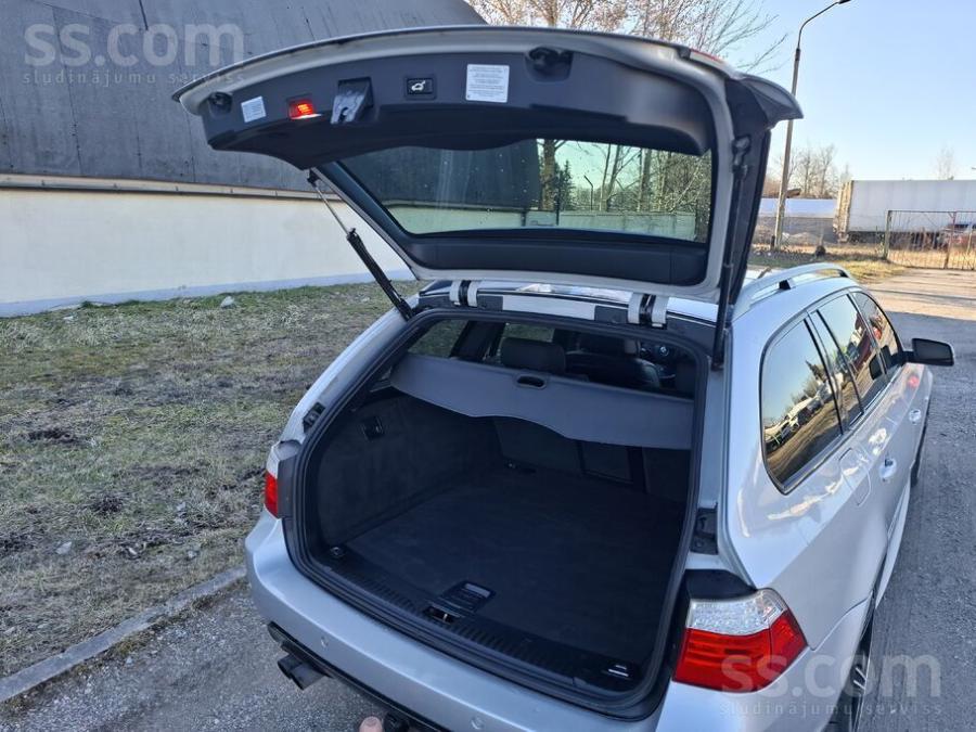 Pelēks BMW 530 2009 Ogre, ar dzinēja tilpumu 3.00 L un nobraukumu 357 tūkst. km par 7000 €, foto 23 vietnē AUTOMOTO.COM.LV