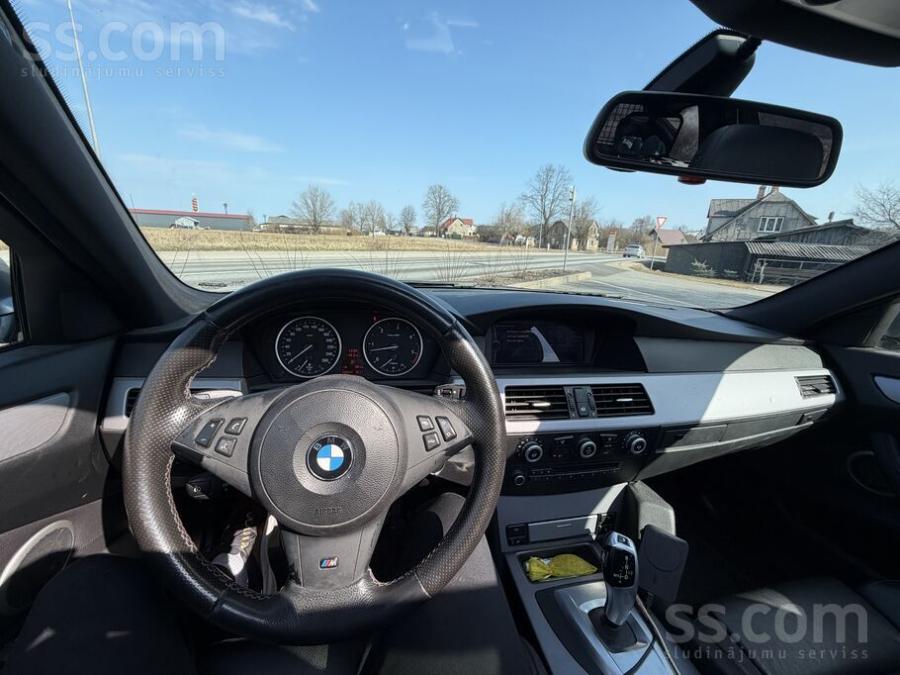 Grey BMW 530 2009 in Valmiera, with an engine capacity of 3.00 L and mileage of 412 thousand km for 7400 €, photo 3 on AUTOMOTO.COM.LV