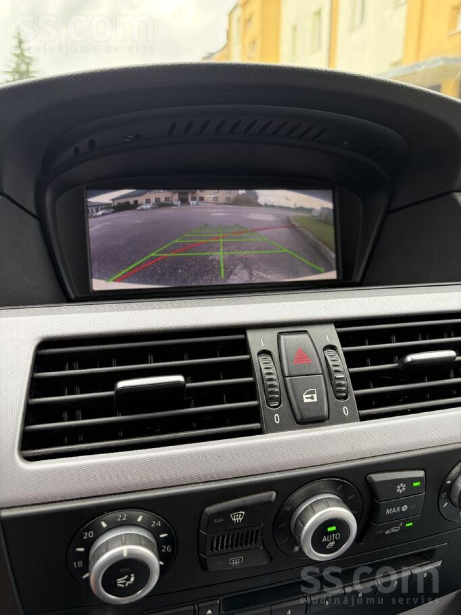 Grey BMW 530 2009 in Valmiera, with an engine capacity of 3.00 L and mileage of 412 thousand km for 7400 €, photo 9 on AUTOMOTO.COM.LV
