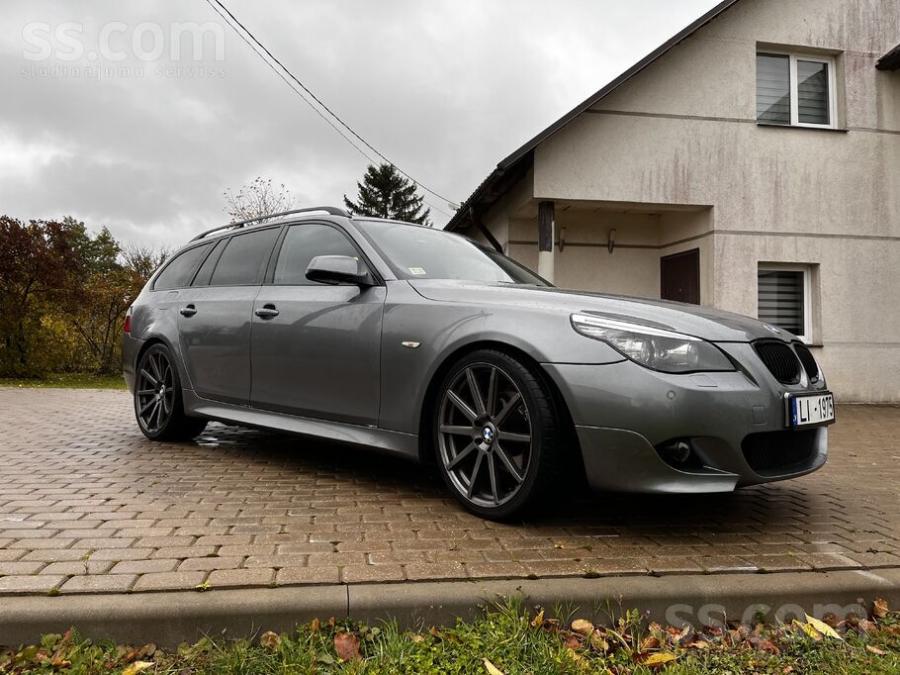 Grey BMW 530 2009 in Valmiera, with an engine capacity of 3.00 L and mileage of 412 thousand km for 7400 €, photo 10 on AUTOMOTO.COM.LV