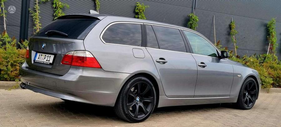 Pelēks BMW 530 2009 Viļņa, ar dzinēja tilpumu 2.99 L un nobraukumu 275 tūkst. km par 4850 €, foto 3 vietnē AUTOMOTO.COM.LV