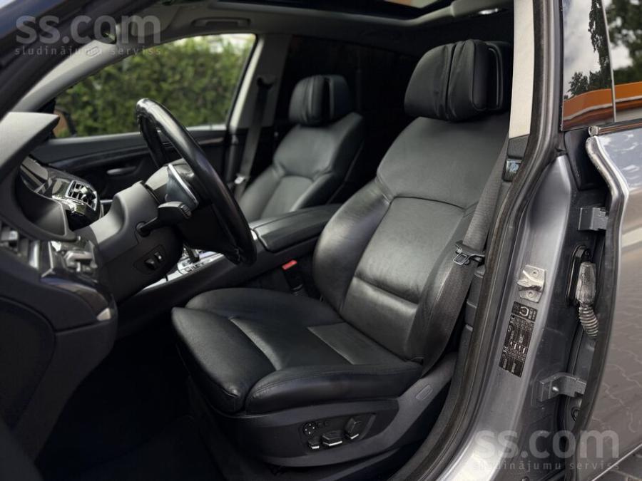 Grey BMW 530 2009 in Riga, with an engine capacity of 3.00 L and mileage of 330 thousand km for 9990 €, photo 9 on AUTOMOTO.COM.LV