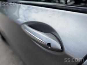 Grey BMW 530 2009 in Riga, with an engine capacity of 3.00 L and mileage of 330 thousand km for 9990 €, photo 19 on AUTOMOTO.COM.LV