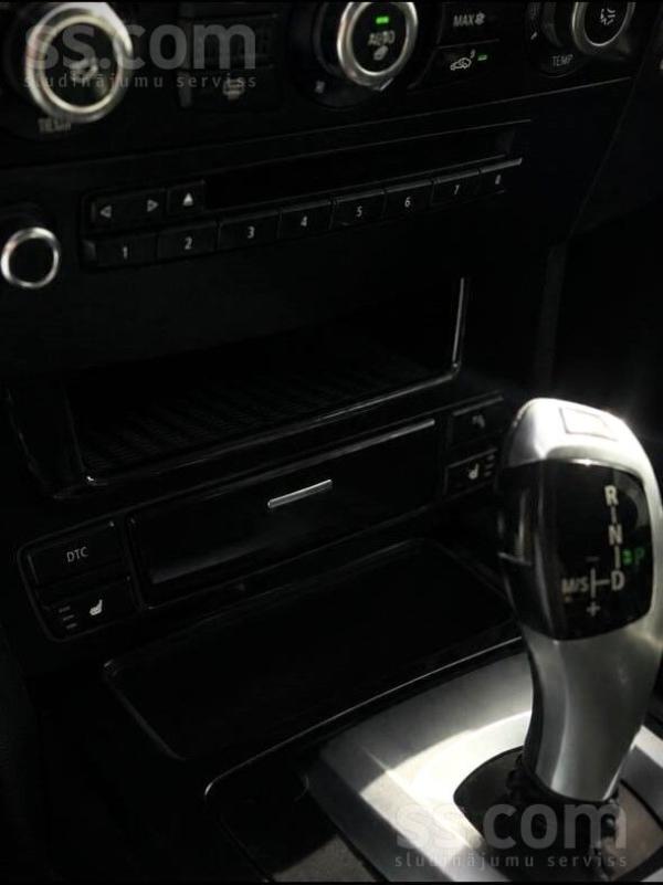 Grey BMW 530 2009 in Rezekne, with an engine capacity of 3.00 L and mileage of 346 thousand km for 5390 €, photo 8 on AUTOMOTO.COM.LV