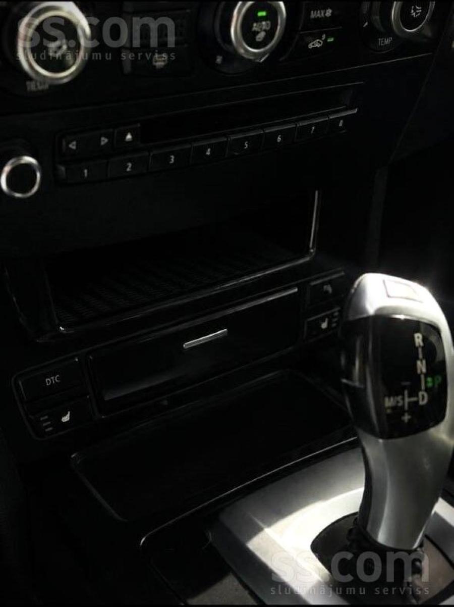 Grey BMW 530 2009 in Rezekne, with an engine capacity of 3.00 L and mileage of 346 thousand km for 5390 €, photo 9 on AUTOMOTO.COM.LV
