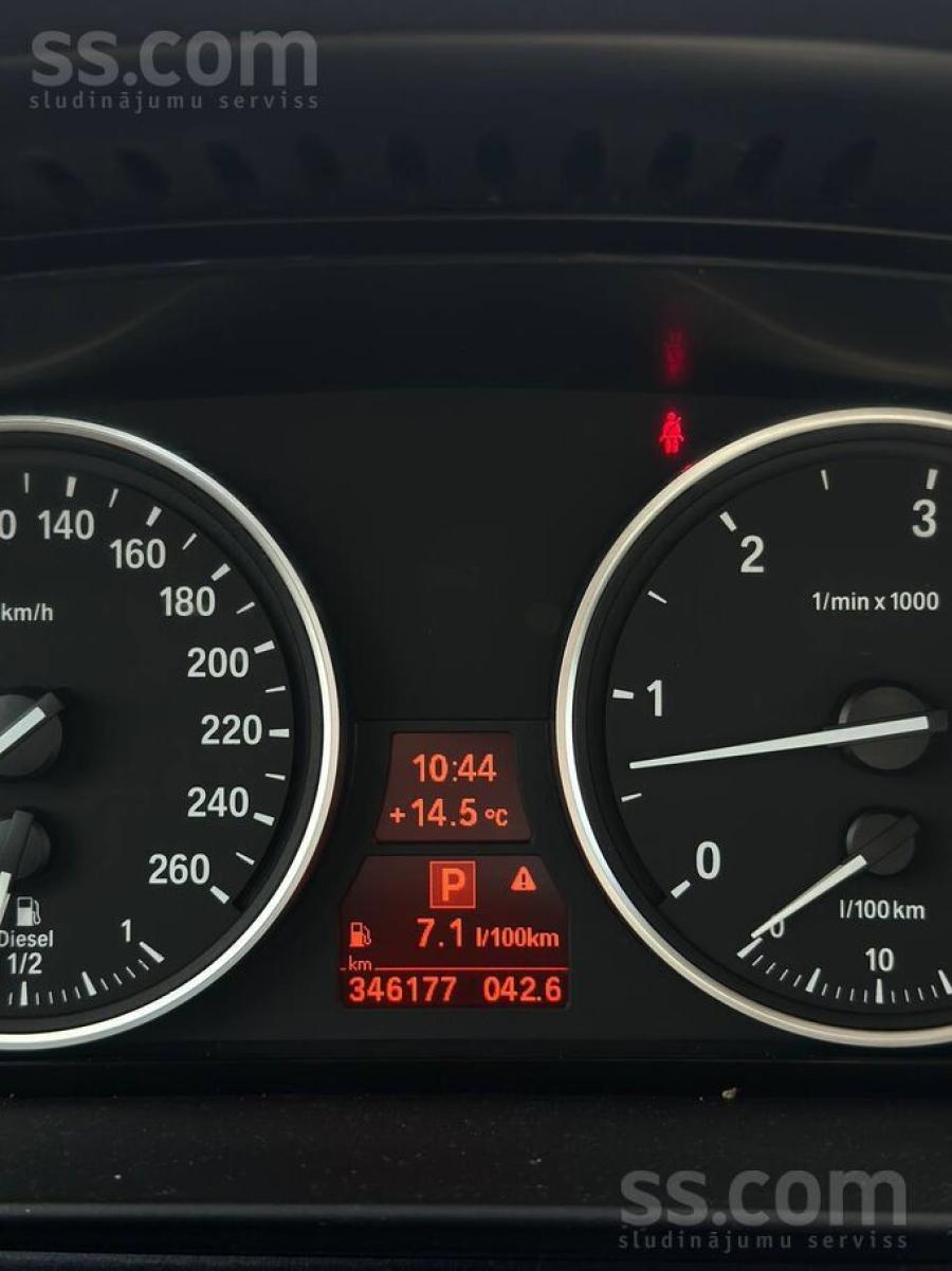 Grey BMW 530 2009 in Rezekne, with an engine capacity of 3.00 L and mileage of 346 thousand km for 5390 €, photo 12 on AUTOMOTO.COM.LV