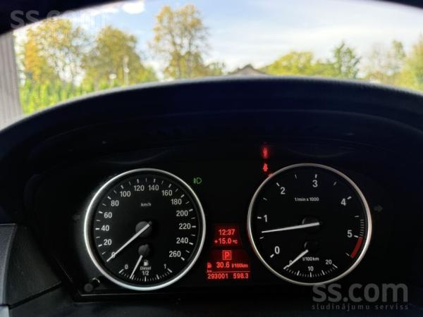 Grey BMW 530 2009 in Riga, with an engine capacity of 3.00 L and mileage of 292 thousand km for 3990 €, photo 10 on AUTOMOTO.COM.LV