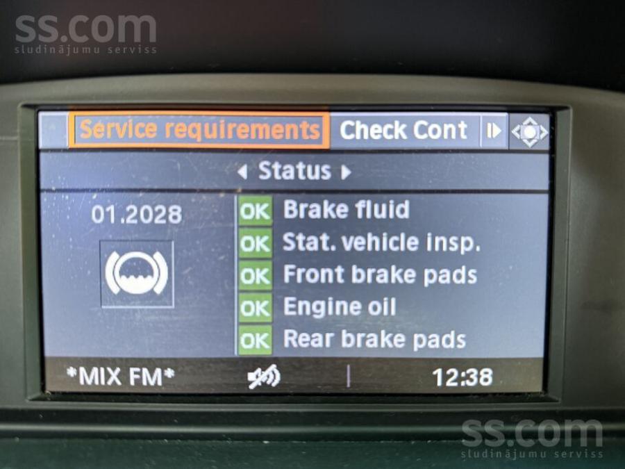 Grey BMW 530 2009 in Riga, with an engine capacity of 3.00 L and mileage of 292 thousand km for 3990 €, photo 11 on AUTOMOTO.COM.LV
