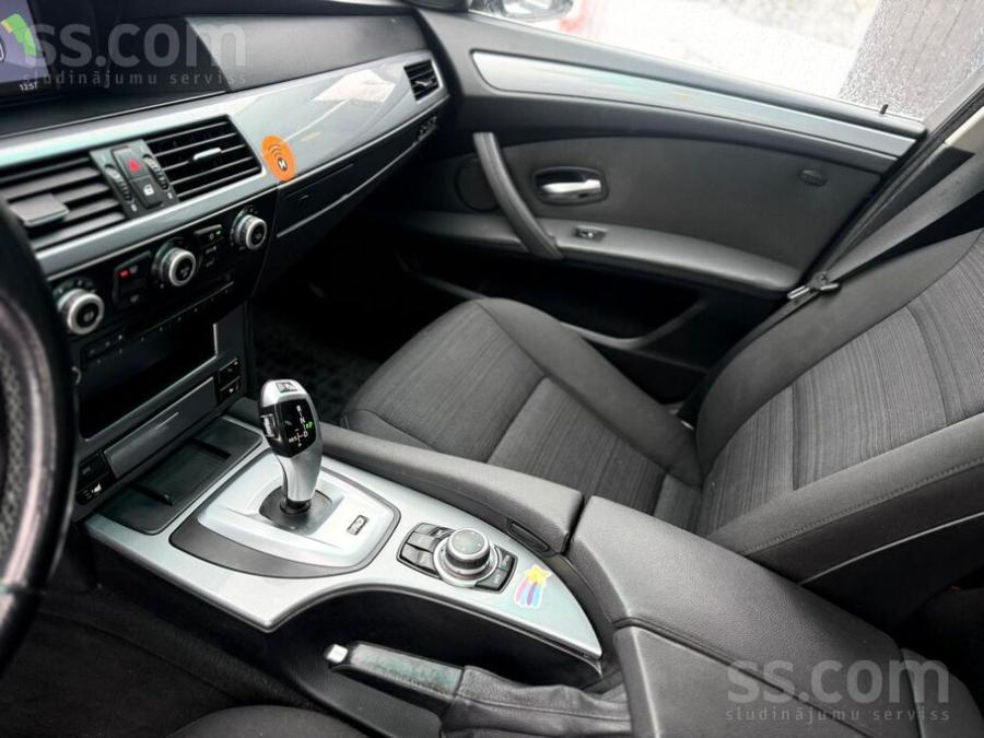 Grey BMW 530 2009 in Riga, with an engine capacity of 3.00 L and mileage of 292 thousand km for 3990 €, photo 14 on AUTOMOTO.COM.LV
