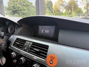 Grey BMW 530 2009 in Riga, with an engine capacity of 3.00 L and mileage of 292 thousand km for 3990 €, photo 22 on AUTOMOTO.COM.LV
