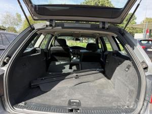 Grey BMW 530 2009 in Riga, with an engine capacity of 3.00 L and mileage of 292 thousand km for 3990 €, photo 25 on AUTOMOTO.COM.LV