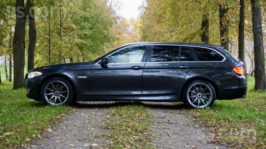 Grey BMW 530 2010 in Dobele, with an engine capacity of 3.00 L and mileage of 319 thousand km for 8200 €, photo 4 on AUTOMOTO.COM.LV
