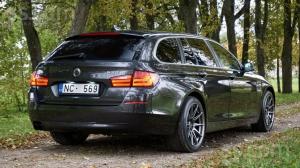 Grey BMW 530 2010 in Dobele, with an engine capacity of 3.00 L and mileage of 319 thousand km for 8200 €, photo 7 on AUTOMOTO.COM.LV