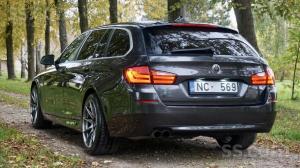 Grey BMW 530 2010 in Dobele, with an engine capacity of 3.00 L and mileage of 319 thousand km for 8200 €, photo 13 on AUTOMOTO.COM.LV
