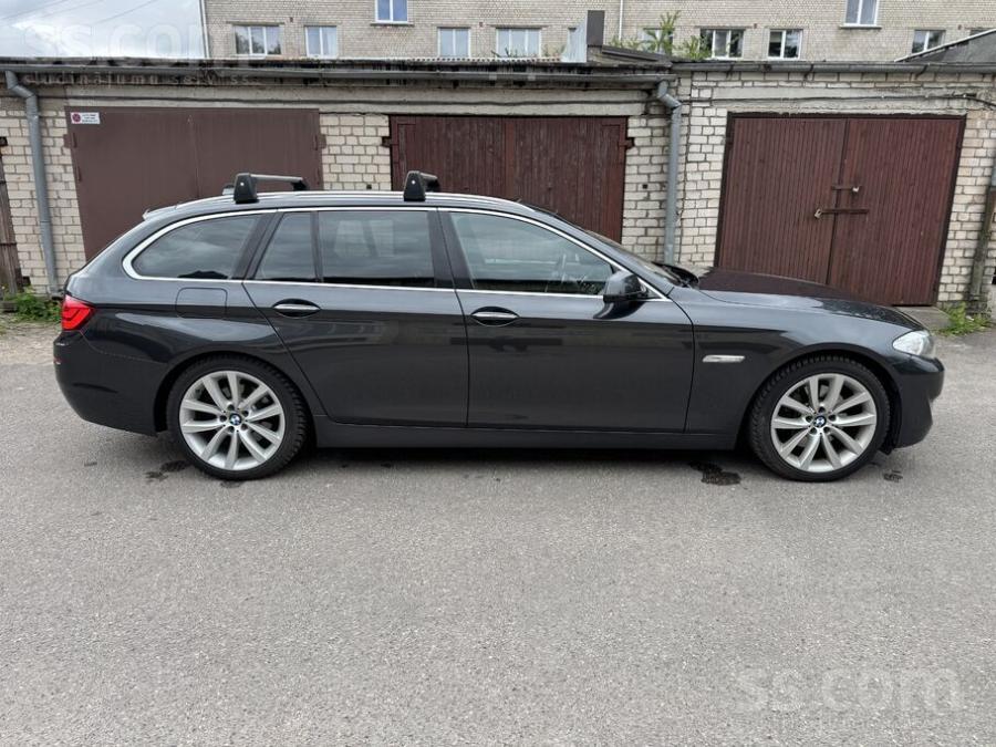 Pelēks BMW 530 2010 Rīga, ar dzinēja tilpumu 3.00 L un nobraukumu 252 tūkst. km par 13000 €, foto 5 vietnē AUTOMOTO.COM.LV