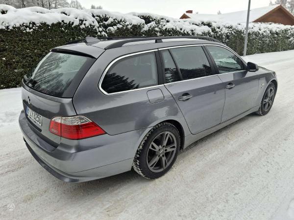 Grey BMW 530 2010 in Prienai, with an engine capacity of 2.99 L and mileage of 263 thousand km for 4400 €, photo 7 on AUTOMOTO.COM.LV