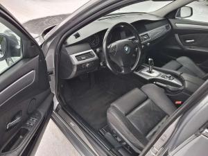 Grey BMW 530 2010 in Prienai, with an engine capacity of 2.99 L and mileage of 263 thousand km for 4400 €, photo 11 on AUTOMOTO.COM.LV