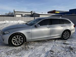 Grey BMW 530 2010 in Siauliai, with an engine capacity of 2.99 L and mileage of 316 thousand km for 5950 €, photo  on AUTOMOTO.COM.LV