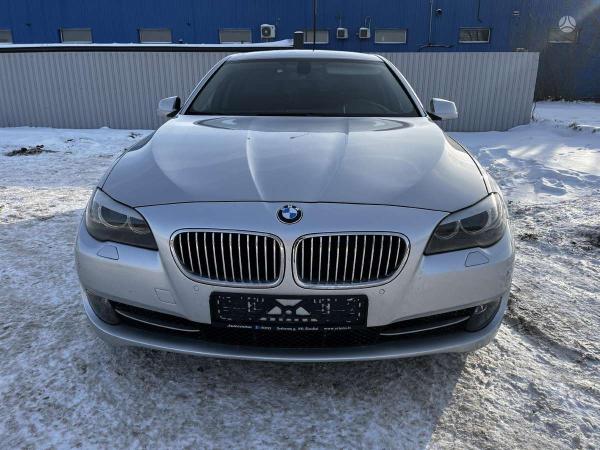 Pelēks BMW 530 2010 Šauļi, ar dzinēja tilpumu 2.99 L un nobraukumu 316 tūkst. km par 5950 €, foto 3 vietnē AUTOMOTO.COM.LV