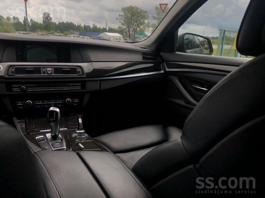 Grey BMW 530 2010 in Cesis, with an engine capacity of 3.00 L and mileage of 0 thousand km for 8900 €, photo 9 on AUTOMOTO.COM.LV