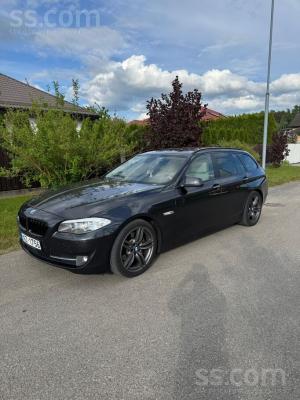 Pelēks BMW 530 2010 Jelgava, ar dzinēja tilpumu 3.00 L un nobraukumu 355 tūkst. km par 11000 €, foto  vietnē AUTOMOTO.COM.LV