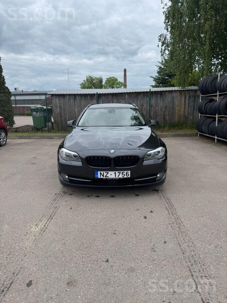 Pelēks BMW 530 2010 Jelgava, ar dzinēja tilpumu 3.00 L un nobraukumu 355 tūkst. km par 11000 €, foto 3 vietnē AUTOMOTO.COM.LV