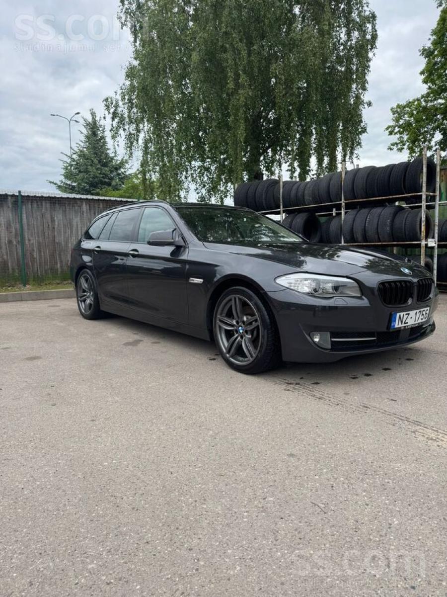 Pelēks BMW 530 2010 Jelgava, ar dzinēja tilpumu 3.00 L un nobraukumu 355 tūkst. km par 11000 €, foto 4 vietnē AUTOMOTO.COM.LV