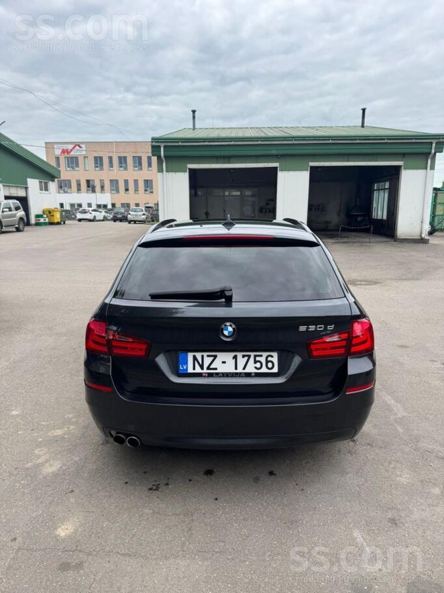 Pelēks BMW 530 2010 Jelgava, ar dzinēja tilpumu 3.00 L un nobraukumu 355 tūkst. km par 11000 €, foto 17 vietnē AUTOMOTO.COM.LV