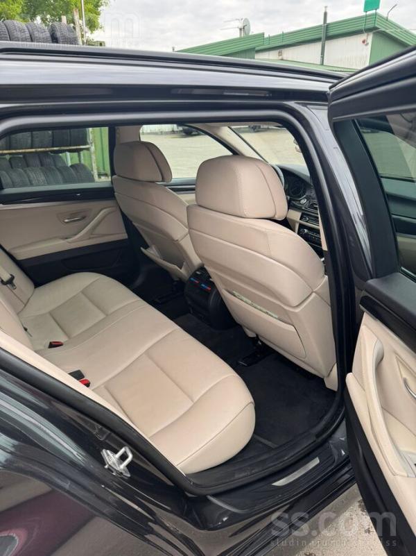 Grey BMW 530 2010 in Jelgava, with an engine capacity of 3.00 L and mileage of 355 thousand km for 10350 €, photo 9 on AUTOMOTO.COM.LV
