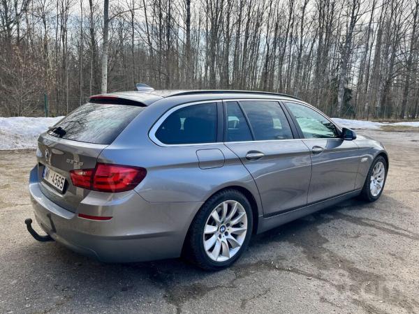 Pelēks BMW 530 2010 Preiļi, ar dzinēja tilpumu 3.00 L un nobraukumu 286 tūkst. km par 8850 €, foto 3 vietnē AUTOMOTO.COM.LV