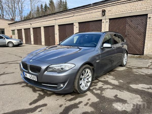 Pelēks BMW 530 2010 Preiļi, ar dzinēja tilpumu 3.00 L un nobraukumu 286 tūkst. km par 8850 €, foto 7 vietnē AUTOMOTO.COM.LV