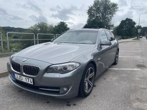Pelēks BMW 530 2010 Kauņa, ar dzinēja tilpumu 3.00 L un nobraukumu 423 tūkst. km par 5900 €, foto  vietnē AUTOMOTO.COM.LV