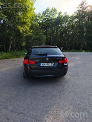 Grey BMW 530 2010 in Liepaja, with an engine capacity of 3.00 L and mileage of 309 thousand km for 7200 €, photo 6 on AUTOMOTO.COM.LV
