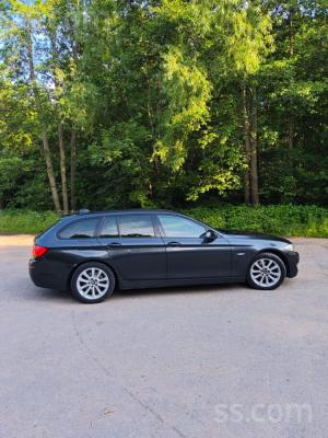 Grey BMW 530 2010 in Liepaja, with an engine capacity of 3.00 L and mileage of 309 thousand km for 7200 €, photo 8 on AUTOMOTO.COM.LV