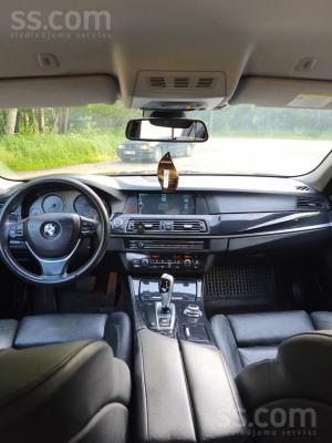 Grey BMW 530 2010 in Liepaja, with an engine capacity of 3.00 L and mileage of 309 thousand km for 7200 €, photo 12 on AUTOMOTO.COM.LV