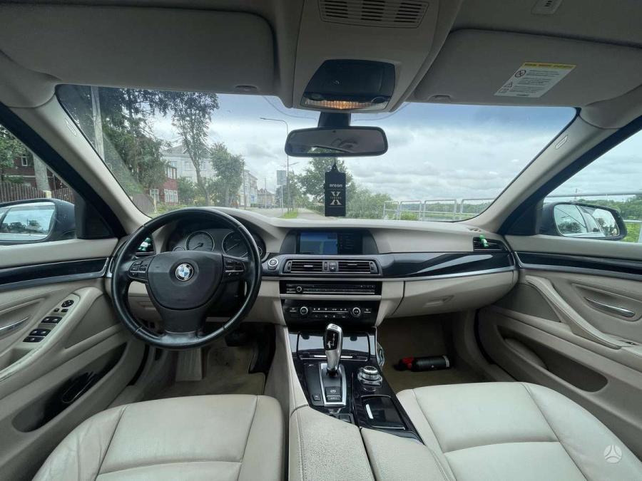 Grey BMW 530 2010 in Kaunas, with an engine capacity of 3.00 L and mileage of 420 thousand km for 5600 €, photo 7 on AUTOMOTO.COM.LV