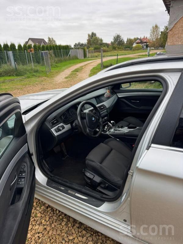 Pelēks BMW 530 2010 Ogre, ar dzinēja tilpumu 3.00 L un nobraukumu 537 tūkst. km par 6000 €, foto 3 vietnē AUTOMOTO.COM.LV