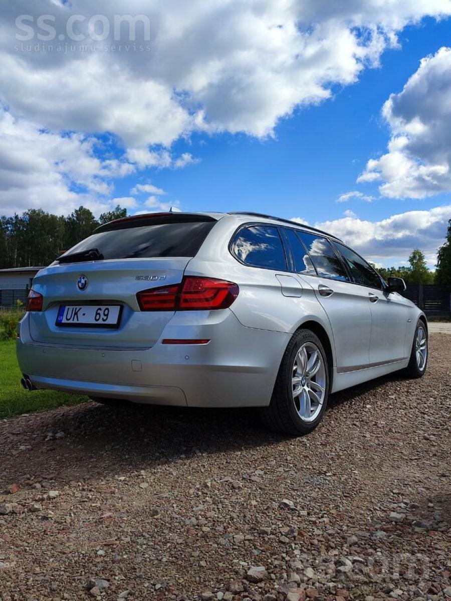 Grey BMW 530 2010 in Jelgava, with an engine capacity of 3.00 L and mileage of 284 thousand km for 8300 €, photo 4 on AUTOMOTO.COM.LV