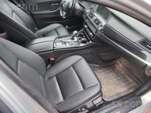 Grey BMW 530 2010 in Jelgava, with an engine capacity of 3.00 L and mileage of 284 thousand km for 8300 €, photo 20 on AUTOMOTO.COM.LV