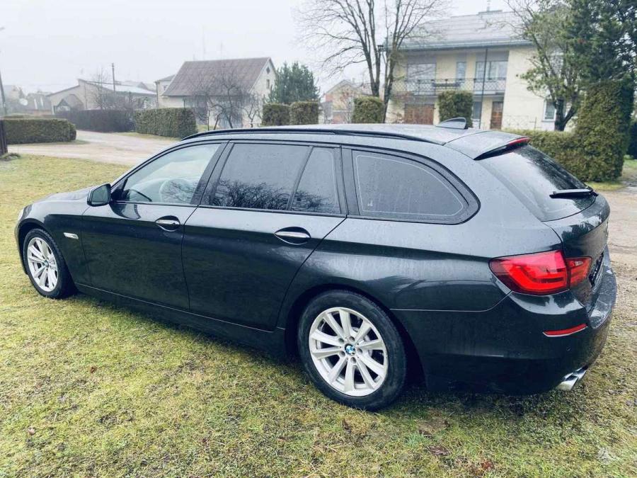 Pelēks BMW 530 2011 Utena, ar dzinēja tilpumu 2.99 L un nobraukumu 390 tūkst. km par 5100 €, foto 6 vietnē AUTOMOTO.COM.LV