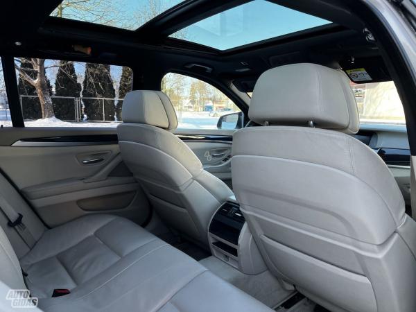 Pelēks BMW 530 2011 Alīta, ar dzinēja tilpumu 3.00 L un nobraukumu 440 tūkst. km par 9950 €, foto 10 vietnē AUTOMOTO.COM.LV