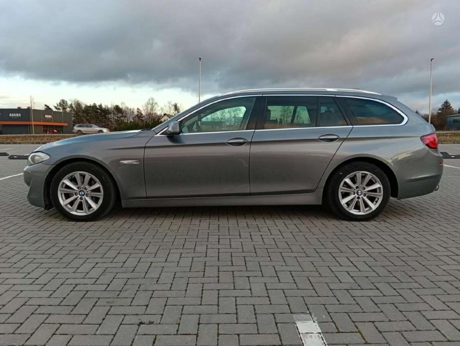 Pelēks BMW 530 2011 Klaipėda, ar dzinēja tilpumu 2.99 L un nobraukumu 255 tūkst. km par 6550 €, foto 4 vietnē AUTOMOTO.COM.LV