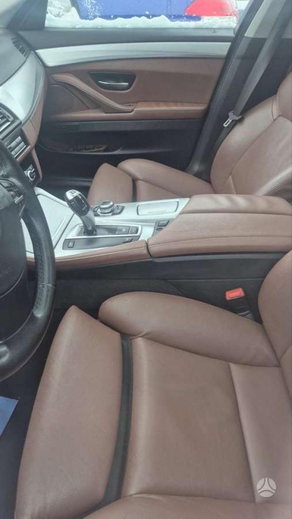 Pelēks BMW 530 2011 Marijampole, ar dzinēja tilpumu 2.99 L un nobraukumu 287 tūkst. km par 8485 €, foto 8 vietnē AUTOMOTO.COM.LV