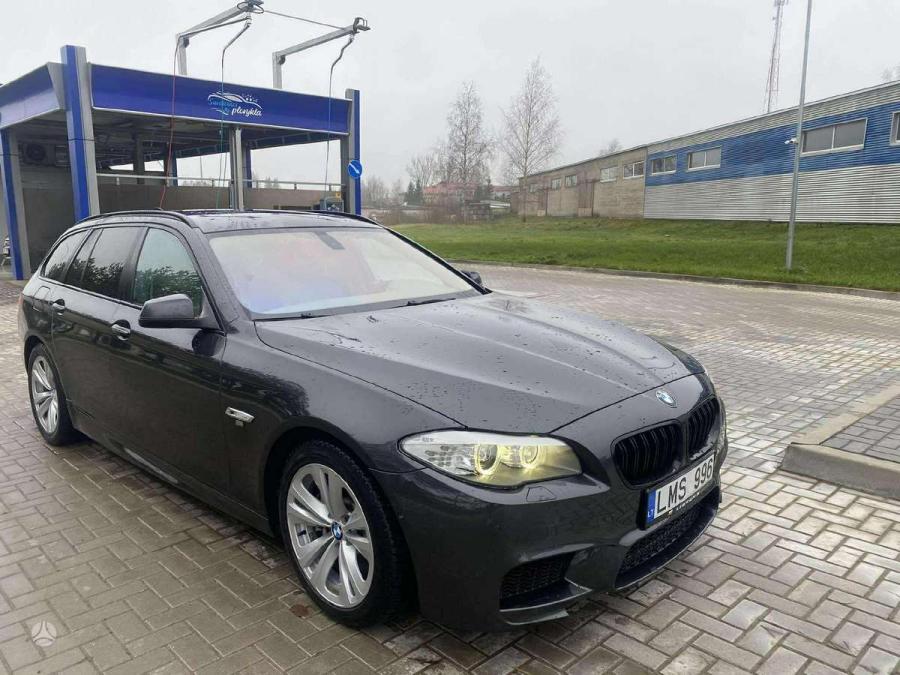 Grey BMW 530 2011 in Silale, with an engine capacity of 2.99 L and mileage of 308 thousand km for 9500 €, photo 1 on AUTOMOTO.COM.LV